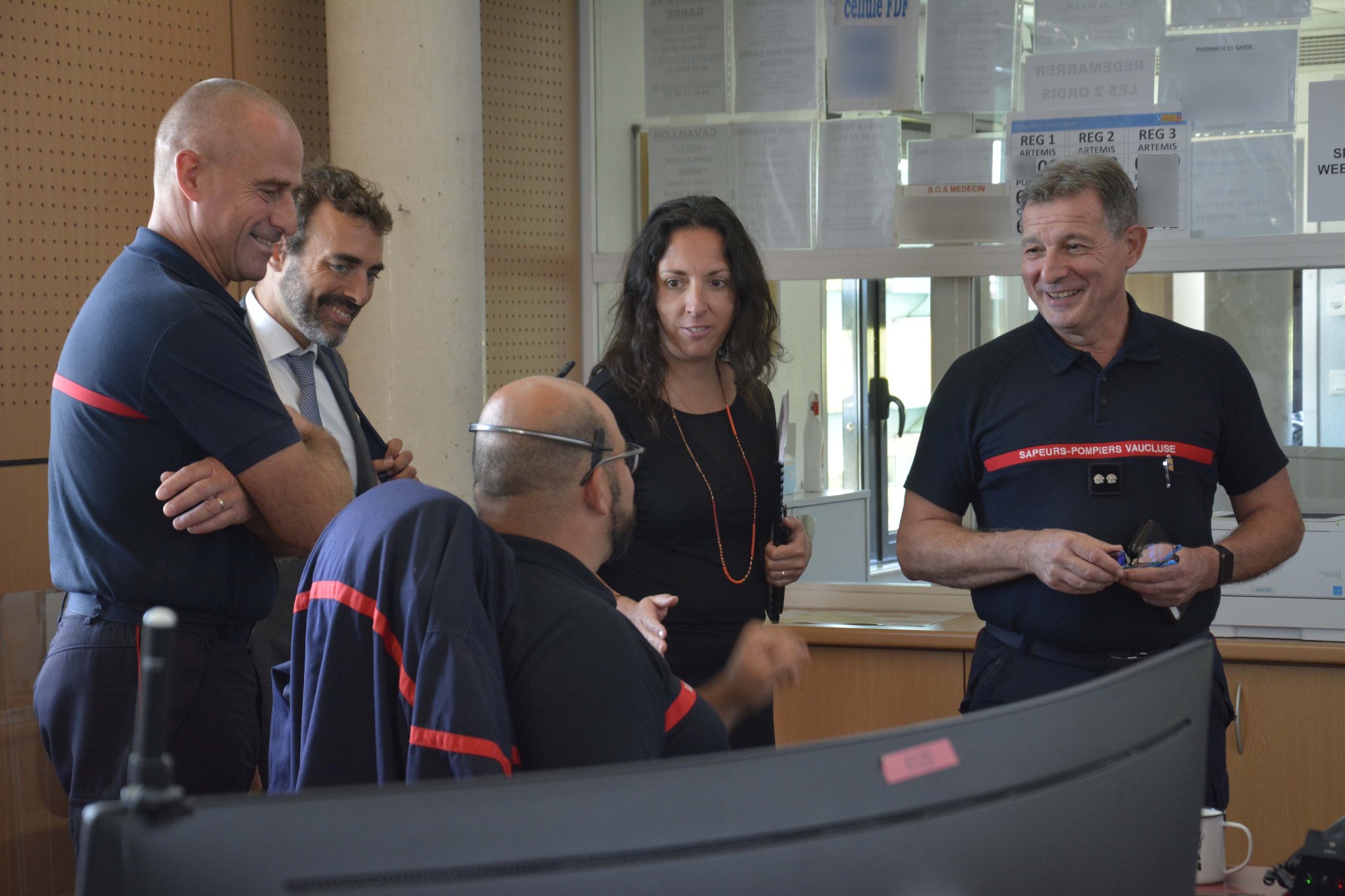 Mme Violaine Demaret, nouvelle préfète de Vaucluse, en visite au SDIS ...
